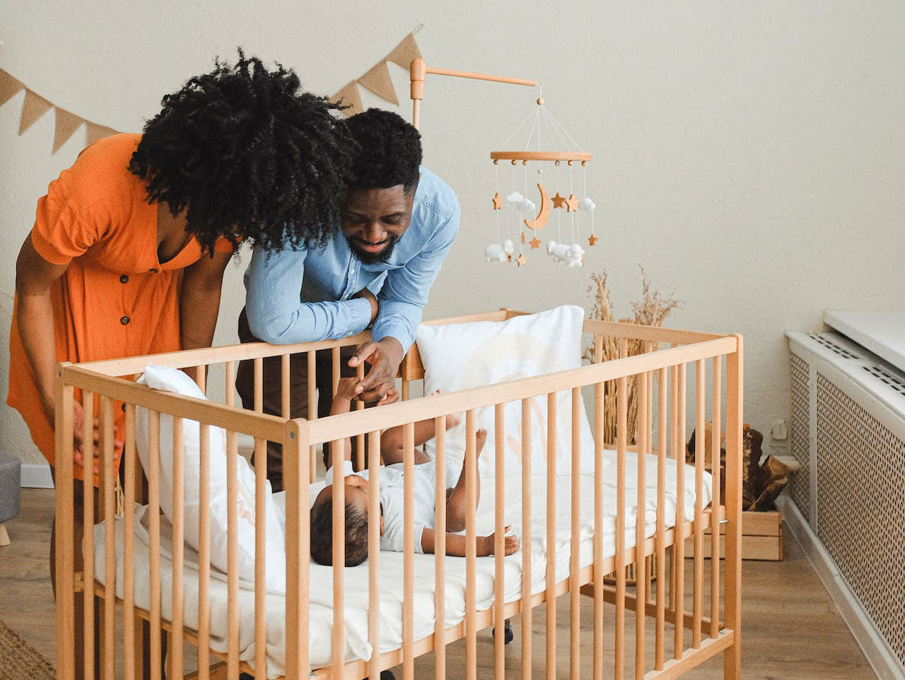 The ultimate guide in choosing the best crib for your baby – Tia's ...